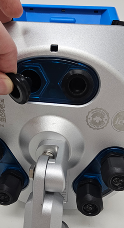 How to connect EPIQ node to line power?